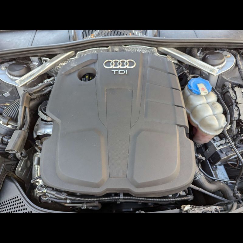 Viršutinė Variklio Apdaila Dangtis | Daviva